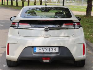 Balts Opel Ampera 2012 Viļņa, ar dzinēja tilpumu 1.40 L un nobraukumu 254 tūkst. km par 6000 €, foto 7 vietnē AUTOMOTO.COM.LV