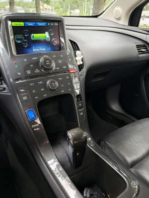 Balts Opel Ampera 2012 Viļņa, ar dzinēja tilpumu 1.40 L un nobraukumu 254 tūkst. km par 6000 €, foto 15 vietnē AUTOMOTO.COM.LV