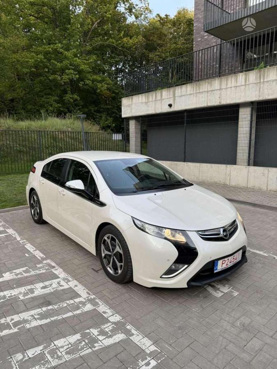 Balts Opel Ampera 2012 Viļņa, ar dzinēja tilpumu 1.40 L un nobraukumu 267 tūkst. km par 5900 €, foto 3 vietnē AUTOMOTO.COM.LV