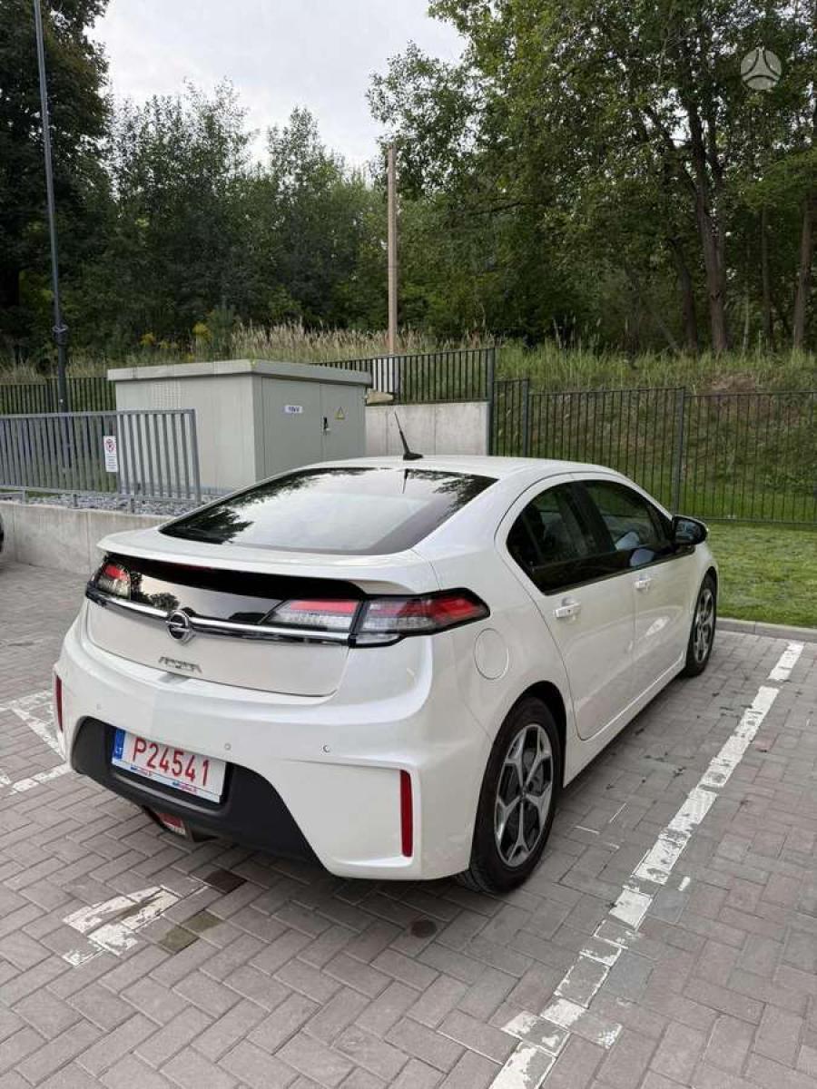 Balts Opel Ampera 2012 Viļņa, ar dzinēja tilpumu 1.40 L un nobraukumu 267 tūkst. km par 5900 €, foto 7 vietnē AUTOMOTO.COM.LV