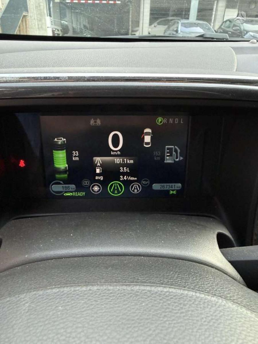 Balts Opel Ampera 2012 Viļņa, ar dzinēja tilpumu 1.40 L un nobraukumu 267 tūkst. km par 5900 €, foto 15 vietnē AUTOMOTO.COM.LV