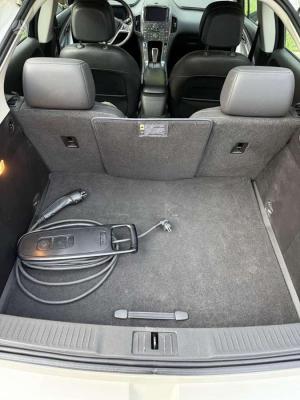 Balts Opel Ampera 2012 Viļņa, ar dzinēja tilpumu 1.40 L un nobraukumu 267 tūkst. km par 5900 €, foto 19 vietnē AUTOMOTO.COM.LV