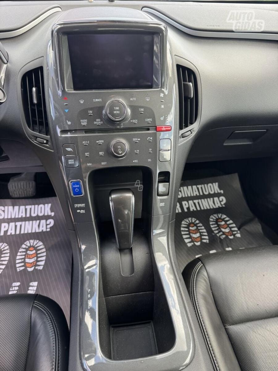 White Opel Ampera 2012 in Kaunas, with an engine capacity of 1.40 L and mileage of 189 thousand km for 4999 €, photo 11 on AUTOMOTO.COM.LV