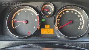 Melns Opel Antara 2006 Rēzekne, ar dzinēja tilpumu 2.00 L un nobraukumu 268 tūkst. km par 3150 €, foto 15 vietnē AUTOMOTO.COM.LV