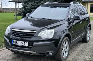 Black Opel Antara 2007 in Siauliai, with an engine capacity of 3.20 L and mileage of 260 thousand km for 2950 €, photo 2 on AUTOMOTO.COM.LV