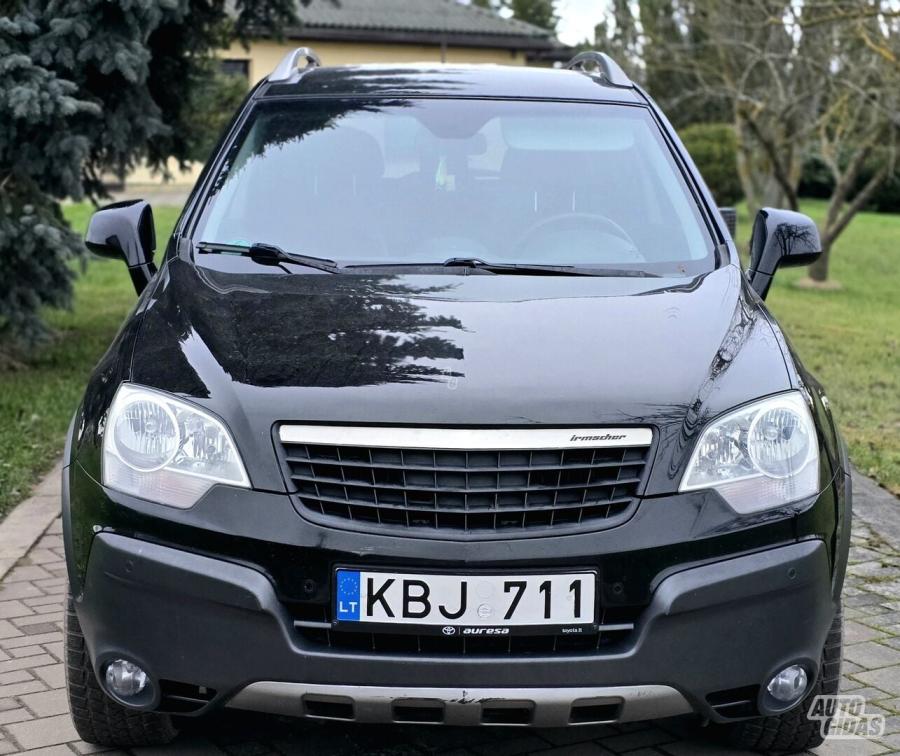 Black Opel Antara 2007 in Siauliai, with an engine capacity of 3.20 L and mileage of 260 thousand km for 2950 €, photo 7 on AUTOMOTO.COM.LV