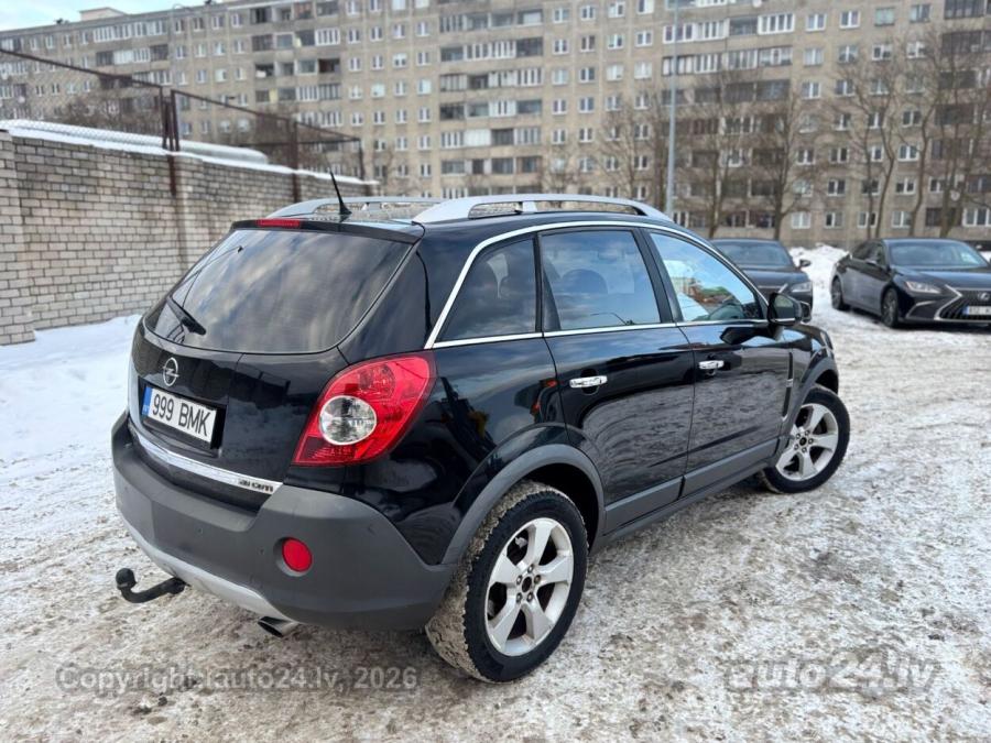 Melns Opel Antara 2007 Tallina, ar dzinēja tilpumu 2.00 L un nobraukumu 292 tūkst. km par 3499 €, foto 2 vietnē AUTOMOTO.COM.LV