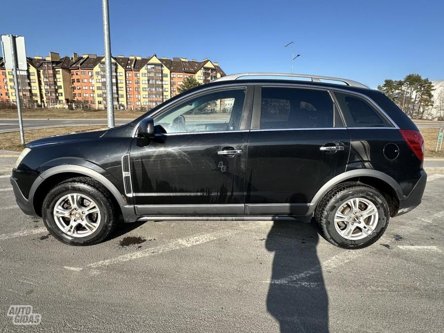 Black Opel Antara 2007 in Vilnius, with an engine capacity of 2.00 L and mileage of 279 thousand km for 2650 €, photo 4 on AUTOMOTO.COM.LV