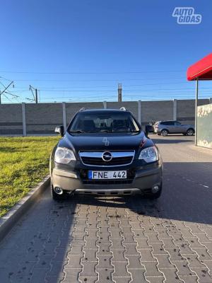 Melns Opel Antara 2007 Viļņa, ar dzinēja tilpumu 2.00 L un nobraukumu 236 tūkst. km par 2700 €, foto  vietnē AUTOMOTO.COM.LV
