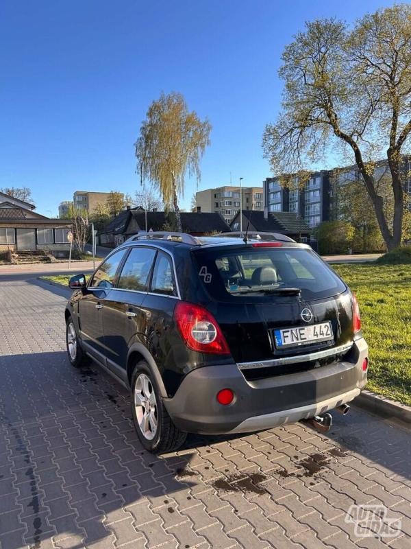 Black Opel Antara 2007 in Vilnius, with an engine capacity of 2.00 L and mileage of 236 thousand km for 2700 €, photo 5 on AUTOMOTO.COM.LV
