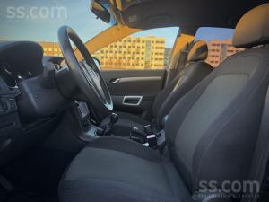 Black Opel Antara 2007 in Riga, with an engine capacity of 2.00 L and mileage of 86 thousand km for 4500 €, photo 9 on AUTOMOTO.COM.LV