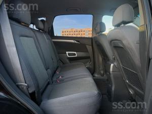 Black Opel Antara 2007 in Riga, with an engine capacity of 2.00 L and mileage of 86 thousand km for 4500 €, photo 19 on AUTOMOTO.COM.LV