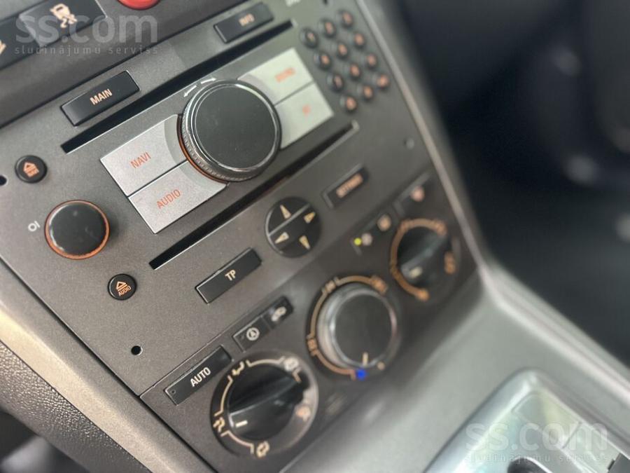 Melns Opel Antara 2007 Cēsis, ar dzinēja tilpumu 2.00 L un nobraukumu 0 tūkst. km par 4400 €, foto 15 vietnē AUTOMOTO.COM.LV