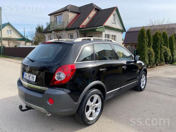 Black Opel Antara 2007 in Daugavpils, with an engine capacity of 2.00 L and mileage of 0 thousand km for 3950 €, photo 5 on AUTOMOTO.COM.LV