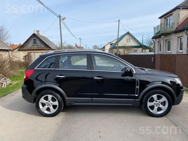Black Opel Antara 2007 in Daugavpils, with an engine capacity of 2.00 L and mileage of 0 thousand km for 3950 €, photo 6 on AUTOMOTO.COM.LV