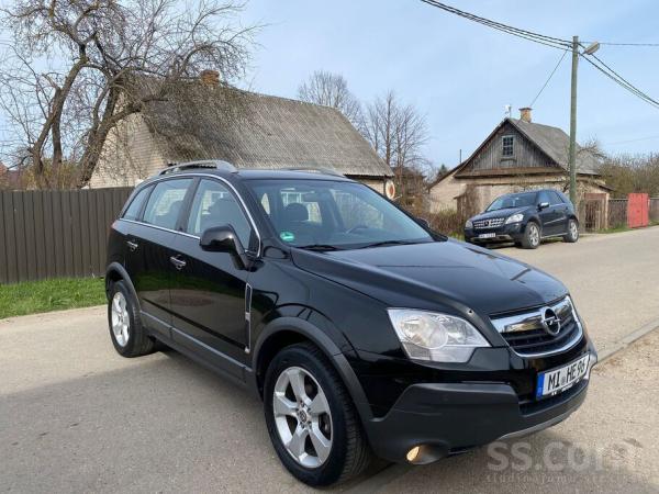 Black Opel Antara 2007 in Daugavpils, with an engine capacity of 2.00 L and mileage of 0 thousand km for 3950 €, photo 7 on AUTOMOTO.COM.LV