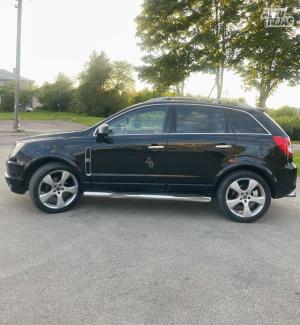 Black Opel Antara 2007 in Vilnius, with an engine capacity of 2.00 L and mileage of 213 thousand km for 4150 €, photo 6 on AUTOMOTO.COM.LV