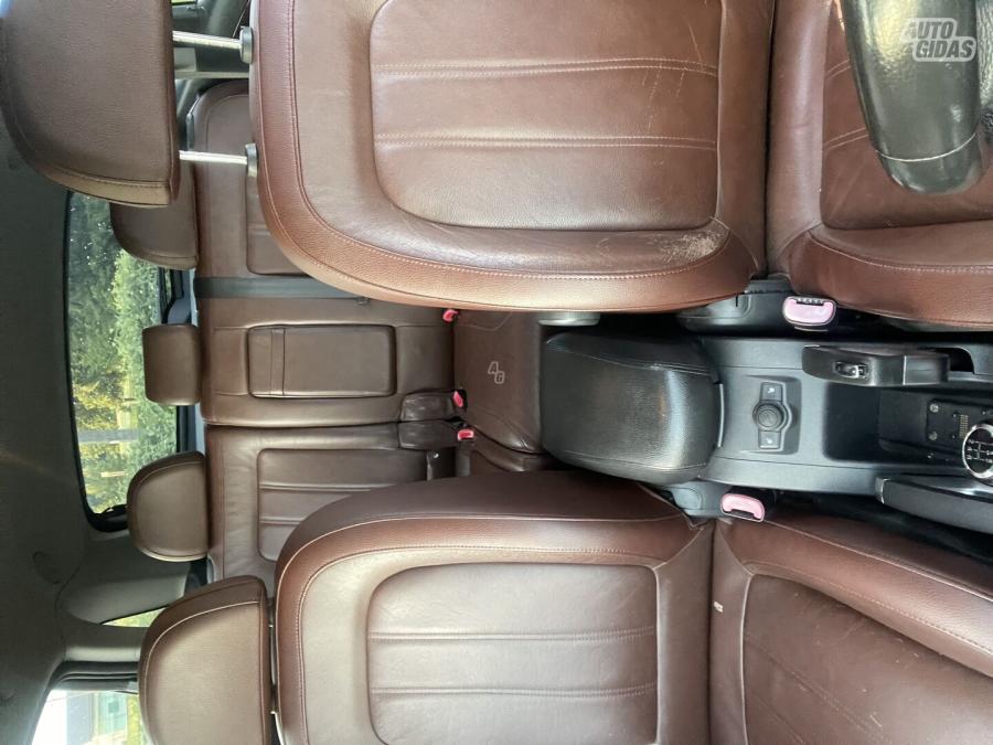 Black Opel Antara 2007 in Vilnius, with an engine capacity of 2.00 L and mileage of 213 thousand km for 4150 €, photo 16 on AUTOMOTO.COM.LV