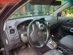 Black Opel Antara 2007 in Kuldiga, with an engine capacity of 1.90 L and mileage of 240 thousand km for 1700 €, photo 5 on AUTOMOTO.COM.LV