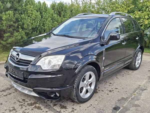 Black Opel Antara 2007 in Ukmerge, with an engine capacity of 3.20 L and mileage of 194 thousand km for 4250 €, photo 1 on AUTOMOTO.COM.LV