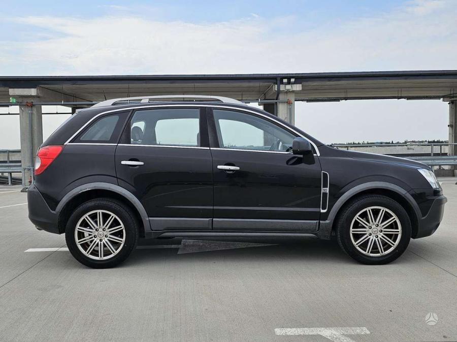Melns Opel Antara 2007 Viļņa, ar dzinēja tilpumu 1.99 L un nobraukumu 315 tūkst. km par 1500 €, foto 6 vietnē AUTOMOTO.COM.LV