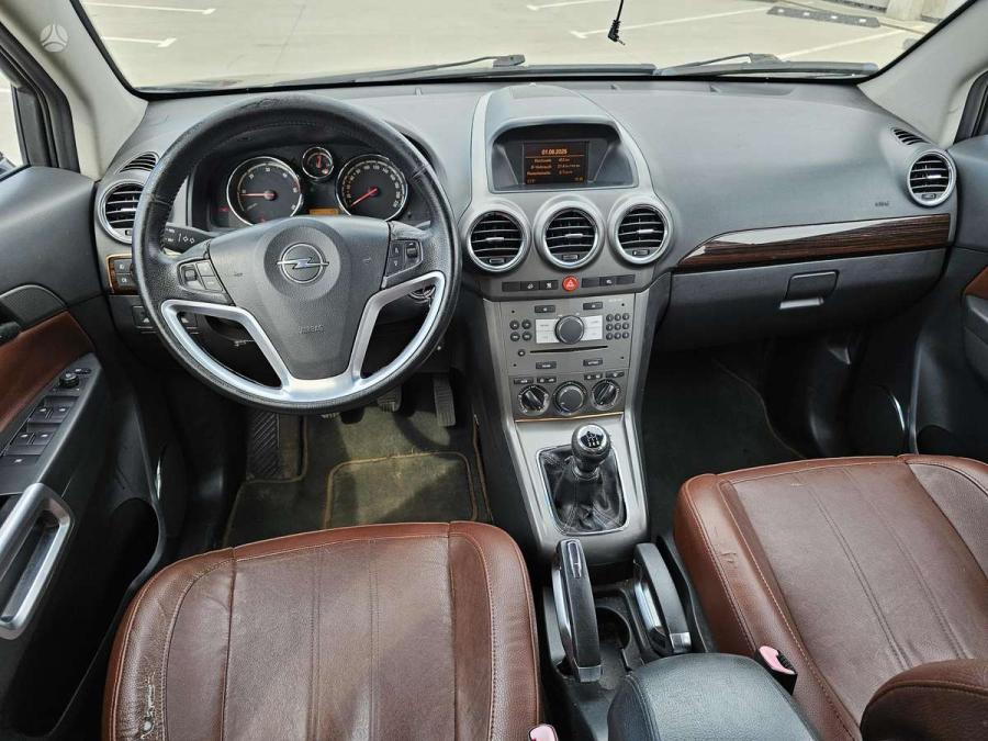 Melns Opel Antara 2007 Viļņa, ar dzinēja tilpumu 1.99 L un nobraukumu 315 tūkst. km par 1500 €, foto 10 vietnē AUTOMOTO.COM.LV
