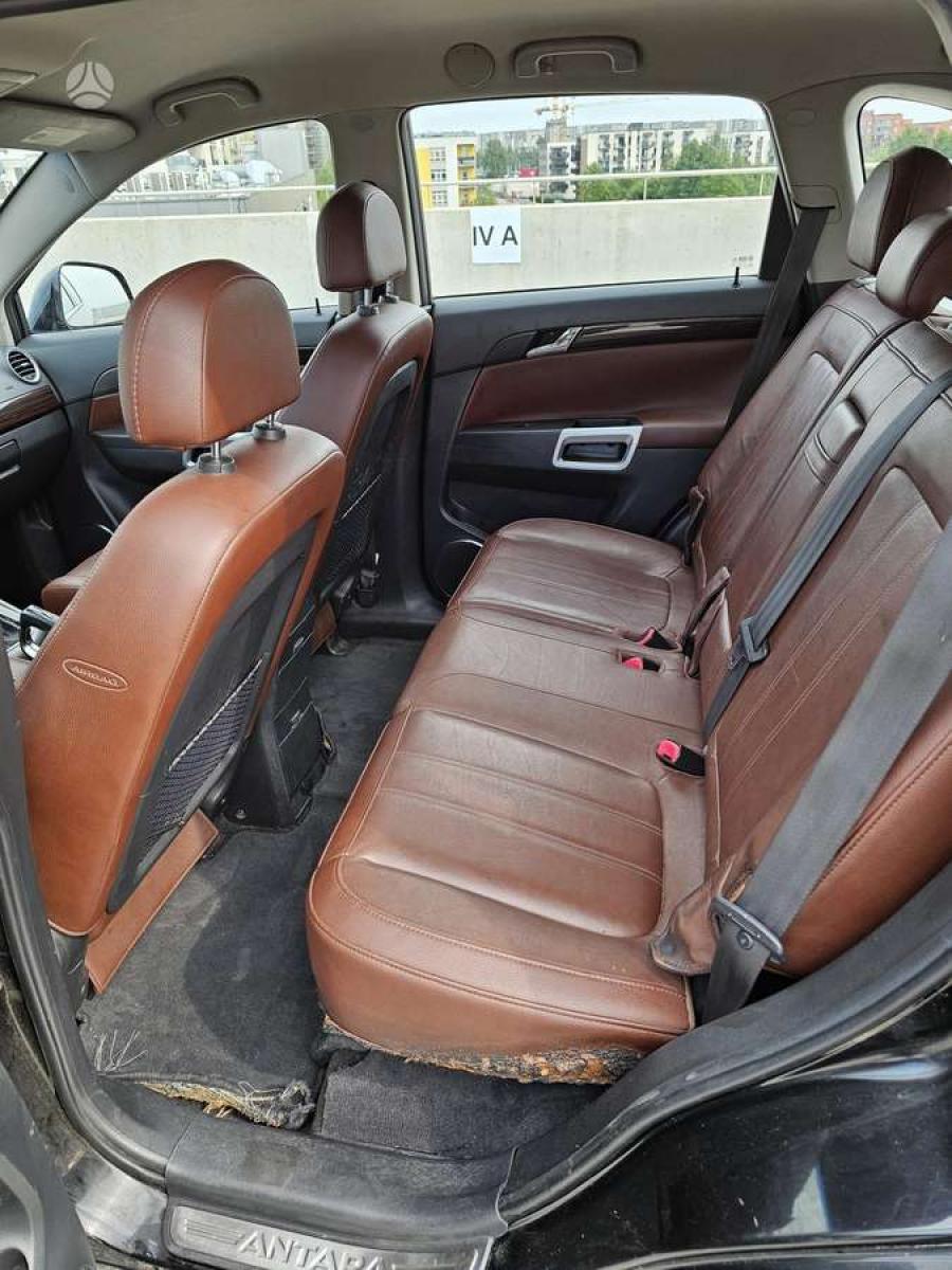 Melns Opel Antara 2007 Viļņa, ar dzinēja tilpumu 1.99 L un nobraukumu 315 tūkst. km par 1500 €, foto 14 vietnē AUTOMOTO.COM.LV