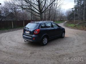 Black Opel Antara 2007 in Riga, with an engine capacity of 2.00 L and mileage of 312 thousand km for 1200 €, photo 3 on AUTOMOTO.COM.LV