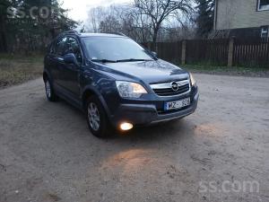 Black Opel Antara 2007 in Riga, with an engine capacity of 2.00 L and mileage of 312 thousand km for 1200 €, photo 5 on AUTOMOTO.COM.LV