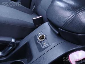 Black Opel Antara 2007 in Riga, with an engine capacity of 2.00 L and mileage of 312 thousand km for 1200 €, photo 10 on AUTOMOTO.COM.LV