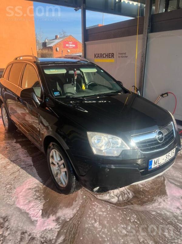 Melns Opel Antara 2008 Daugavpils, ar dzinēja tilpumu 2.00 L un nobraukumu 222 tūkst. km par 3750 €, foto 4 vietnē AUTOMOTO.COM.LV