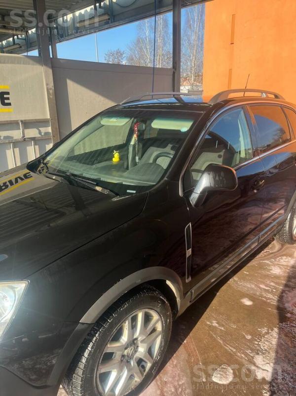 Melns Opel Antara 2008 Daugavpils, ar dzinēja tilpumu 2.00 L un nobraukumu 222 tūkst. km par 3750 €, foto 7 vietnē AUTOMOTO.COM.LV