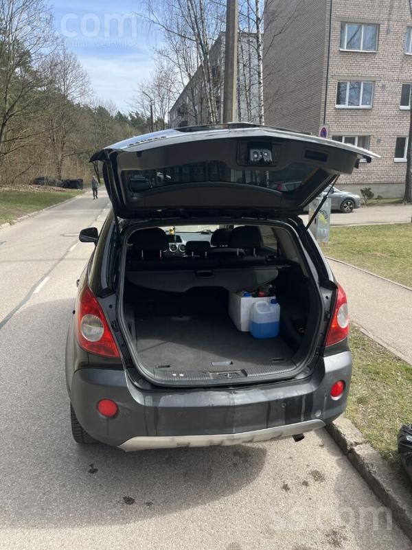 Melns Opel Antara 2008 Daugavpils, ar dzinēja tilpumu 2.00 L un nobraukumu 222 tūkst. km par 3750 €, foto 9 vietnē AUTOMOTO.COM.LV