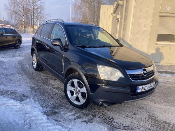 Black Opel Antara 2008 in Pakruojis, with an engine capacity of 2.00 L and mileage of 247 thousand km for 2900 €, photo 1 on AUTOMOTO.COM.LV