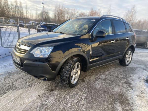 Black Opel Antara 2008 in Pakruojis, with an engine capacity of 2.00 L and mileage of 247 thousand km for 2900 €, photo 2 on AUTOMOTO.COM.LV
