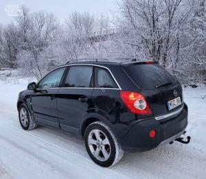 Black Opel Antara 2008 in Siauliai, with an engine capacity of 2.00 L and mileage of 216 thousand km for 2850 €, photo 5 on AUTOMOTO.COM.LV