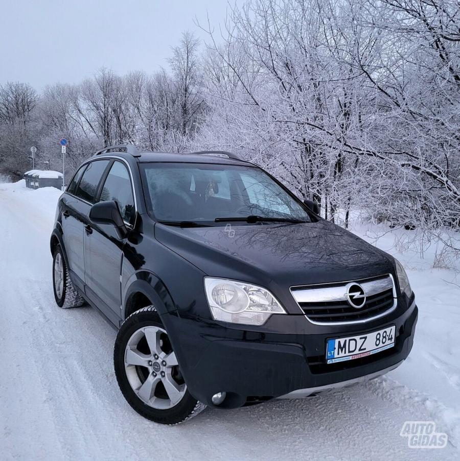 Black Opel Antara 2008 in Siauliai, with an engine capacity of 2.00 L and mileage of 216 thousand km for 2850 €, photo 12 on AUTOMOTO.COM.LV