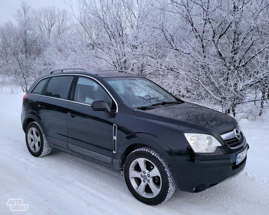 Black Opel Antara 2008 in Siauliai, with an engine capacity of 2.00 L and mileage of 216 thousand km for 2850 €, photo 13 on AUTOMOTO.COM.LV