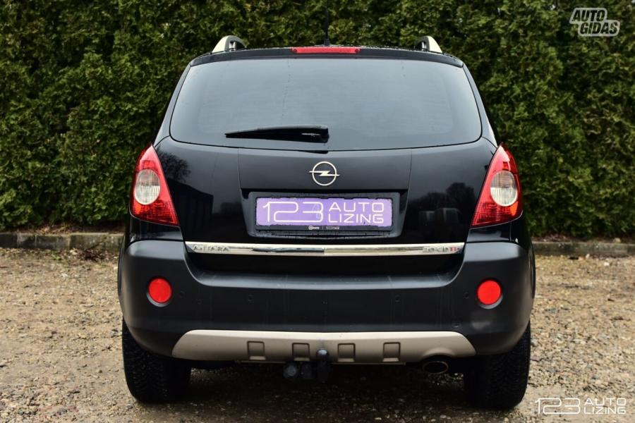 Black Opel Antara 2008 in Kretinga, with an engine capacity of 2.00 L and mileage of 224 thousand km for 4950 €, photo 8 on AUTOMOTO.COM.LV