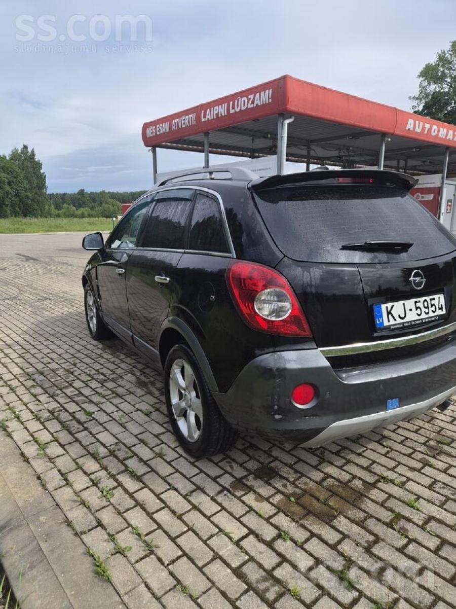 Melns Opel Antara 2008 Rīga, ar dzinēja tilpumu 2.00 L un nobraukumu 306 tūkst. km par 2100 €, foto 4 vietnē AUTOMOTO.COM.LV