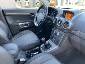 Melns Opel Antara 2008 Rīga, ar dzinēja tilpumu 2.00 L un nobraukumu 290 tūkst. km par 2350 €, foto 26 vietnē AUTOMOTO.COM.LV
