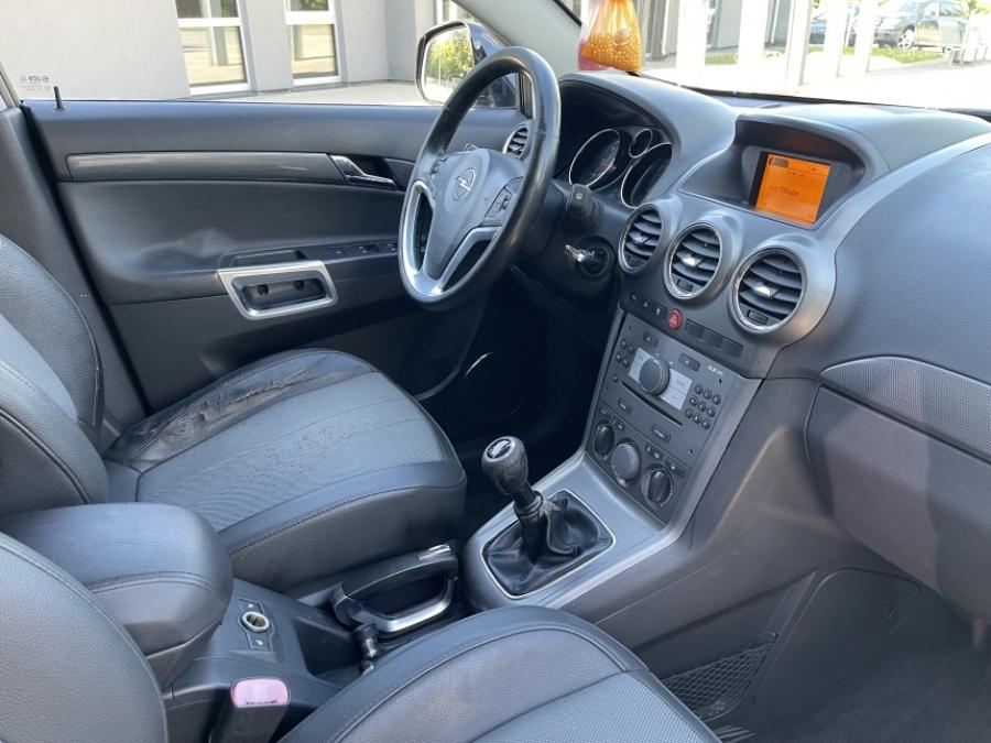 Melns Opel Antara 2008 Rīga, ar dzinēja tilpumu 2.00 L un nobraukumu 290 tūkst. km par 2350 €, foto 26 vietnē AUTOMOTO.COM.LV