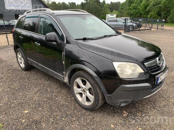 Black Opel Antara 2008 in Riga, with an engine capacity of 2.00 L and mileage of 307 thousand km for 800 €, photo 5 on AUTOMOTO.COM.LV