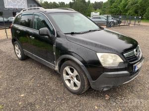 Black Opel Antara 2008 in Riga, with an engine capacity of 2.00 L and mileage of 307 thousand km for 800 €, photo 6 on AUTOMOTO.COM.LV