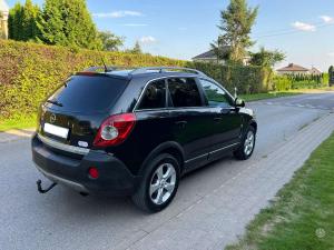 Black Opel Antara 2008 in Vilnius, with an engine capacity of 1.99 L and mileage of 286 thousand km for 2850 €, photo 6 on AUTOMOTO.COM.LV