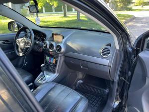 Black Opel Antara 2008 in Vilnius, with an engine capacity of 1.99 L and mileage of 286 thousand km for 2850 €, photo 14 on AUTOMOTO.COM.LV