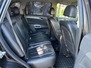 Black Opel Antara 2008 in Vilnius, with an engine capacity of 1.99 L and mileage of 286 thousand km for 2850 €, photo 18 on AUTOMOTO.COM.LV