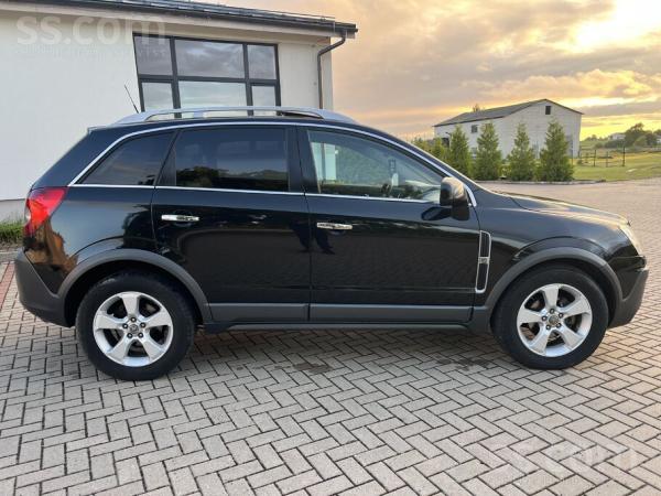 Melns Opel Antara 2008 Rēzekne, ar dzinēja tilpumu 2.00 L un nobraukumu 313 tūkst. km par 4350 €, foto 4 vietnē AUTOMOTO.COM.LV
