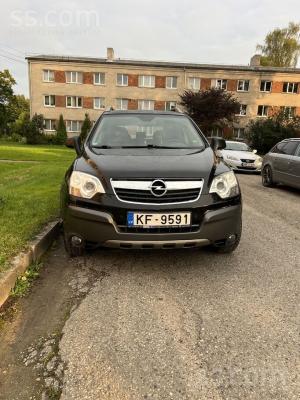 Black Opel Antara 2008 in Riga, with an engine capacity of 2.00 L and mileage of 459 thousand km for 1000 €, photo 3 on AUTOMOTO.COM.LV