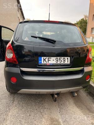Black Opel Antara 2008 in Riga, with an engine capacity of 2.00 L and mileage of 459 thousand km for 1000 €, photo 4 on AUTOMOTO.COM.LV